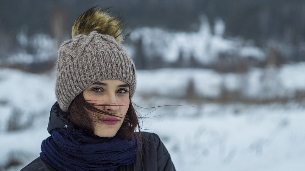 askew の意味・例文・発音・語源・イメージ画像 - KOTOBA